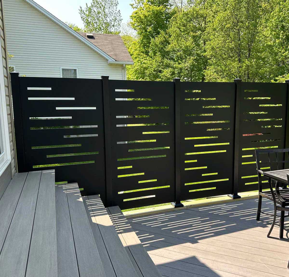 Blurred Lines Privacy Screen